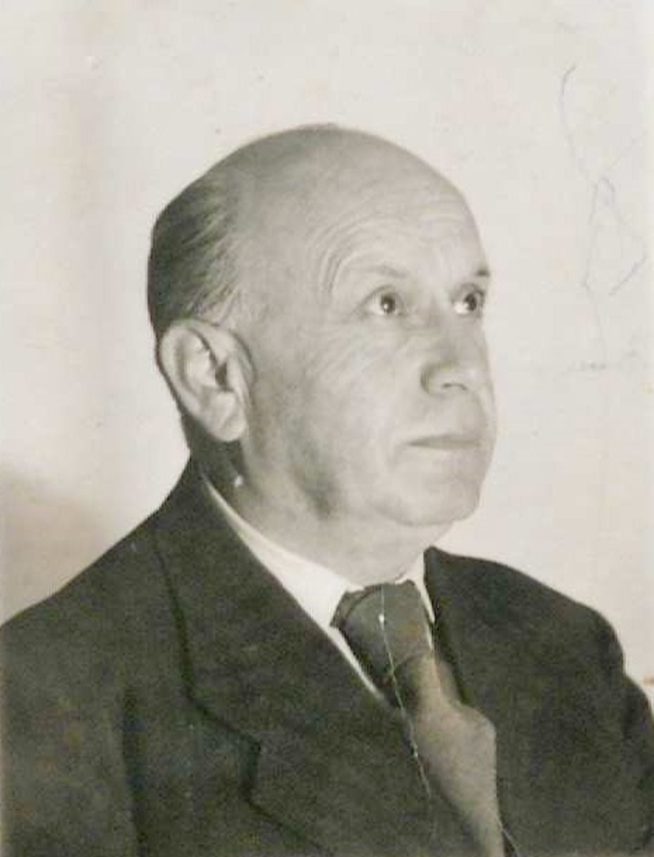 Foto von Ernestine Isay auf ihrer Anmeldeerklärung, 1938. Foto von ...